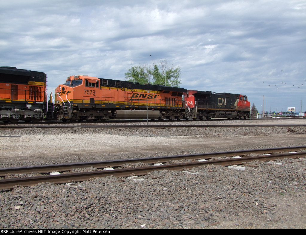 BNSF 7579